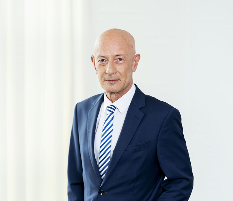 Stefan von Moers | Brehm & v. Moers